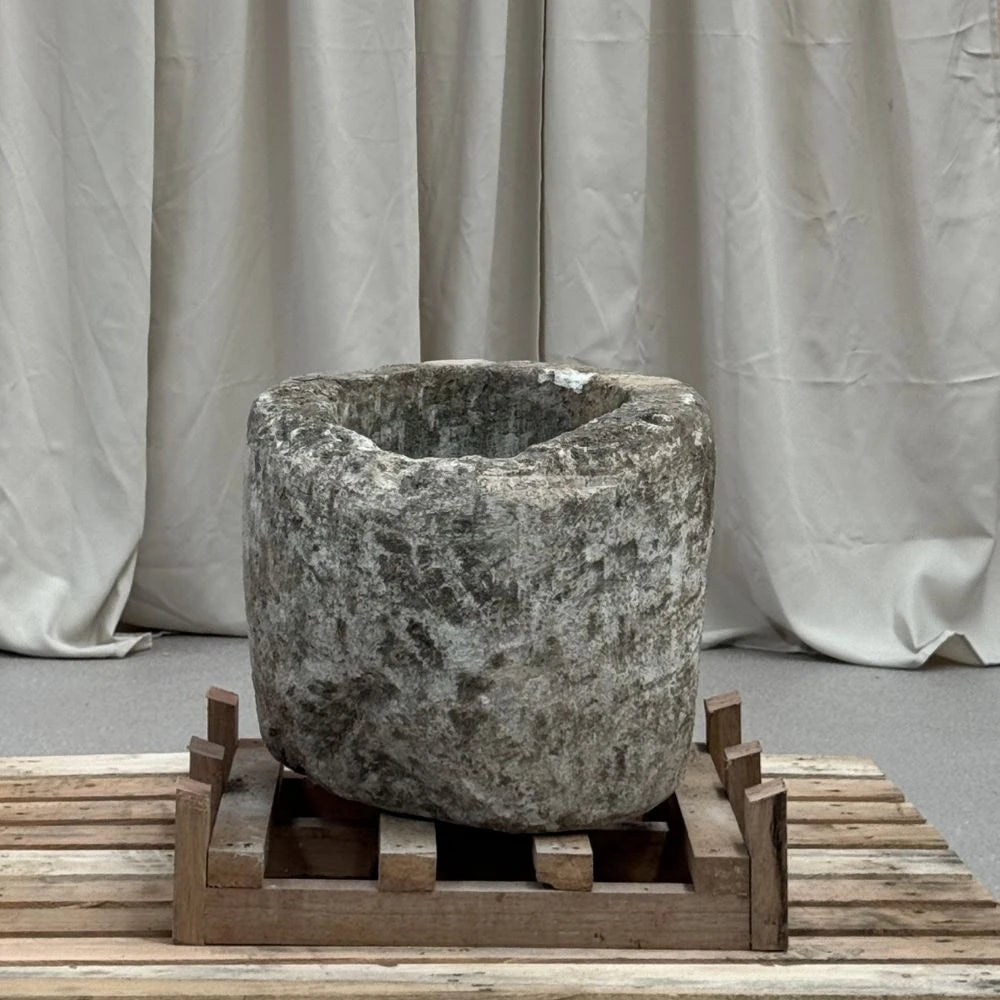 Limestone Planter - LSC118 – The Balcony Garden