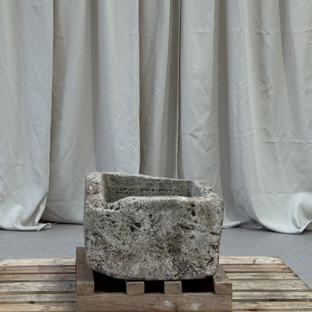 Antique Limestone Planters – The Balcony Garden